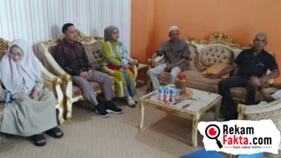 Jamaah Gagal Haji yang Diterlantarkan Mustafa Yasin Tiba di Gorontalo ...